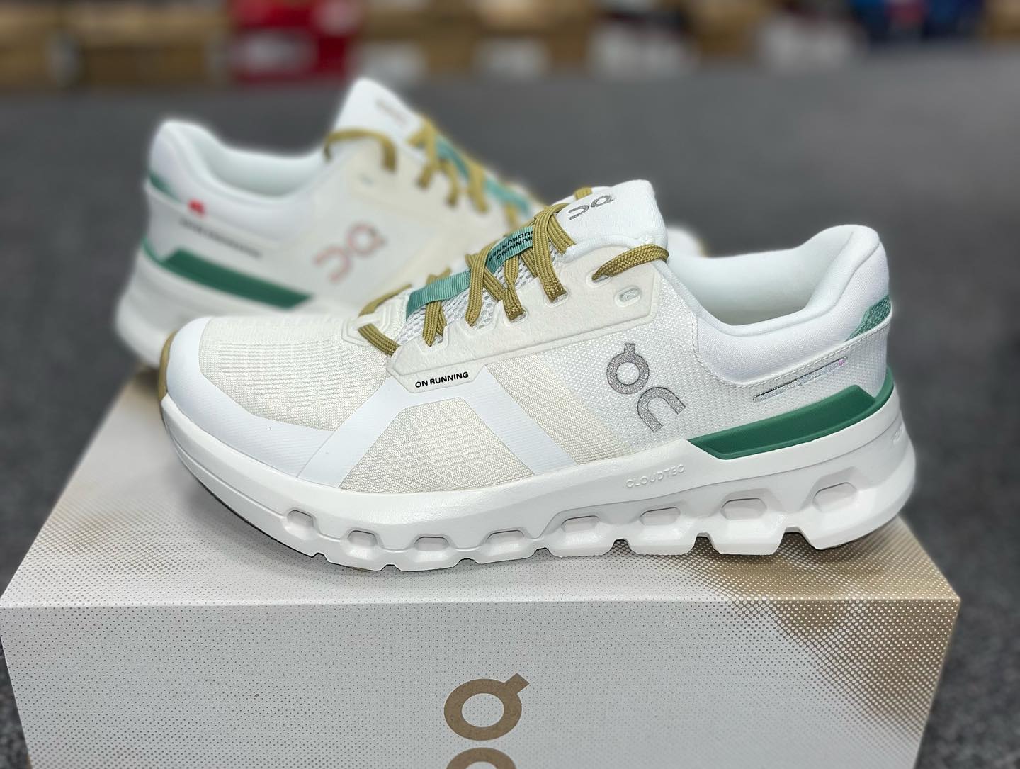 The Cloudrunner 2: Your Ultimate Running Companion – Air Studio